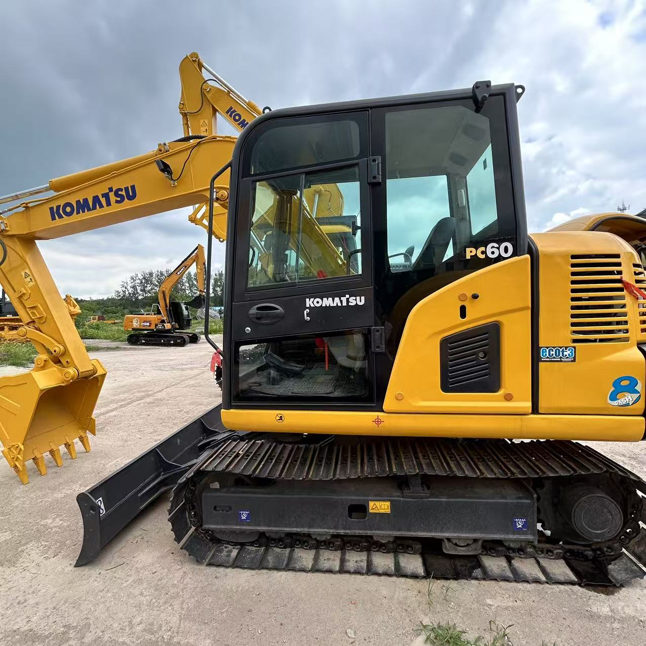 Used 6ton Komatsu PC60 Excavator Second Hand Hydraulic Crawler Komatsu ...